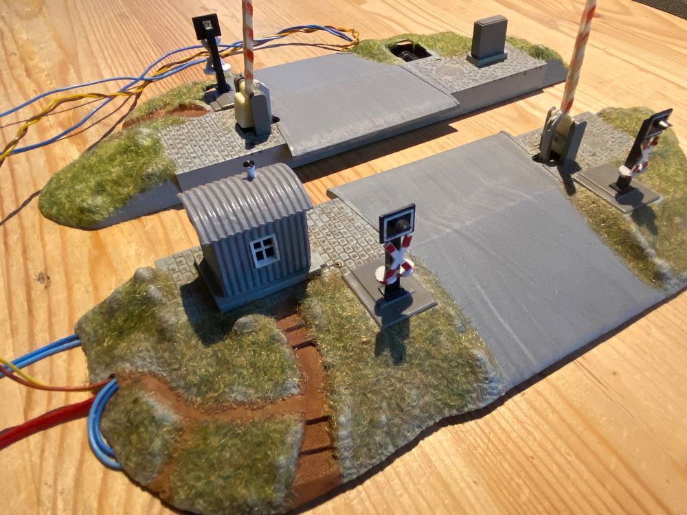 Kibri Bahnübergang mit Schranken und Andreaskreuz Spur H0 | Acheter sur Ricardo