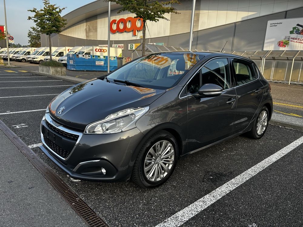 Peugeot 208 1.2i THP Allure 6-Gang manuell grau (Gebraucht) in Urtenen ...