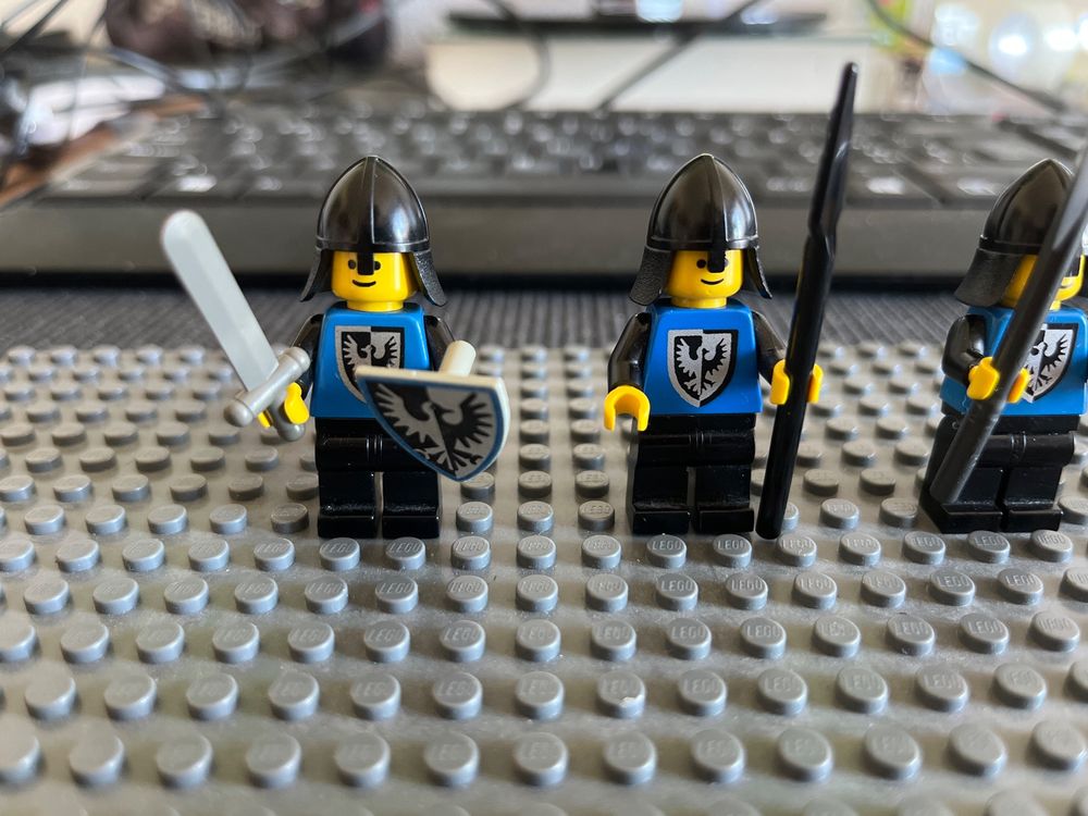 Lego System Ritter Black Falcon 4x Minifiguren Bodenkämpfer | Kaufen ...