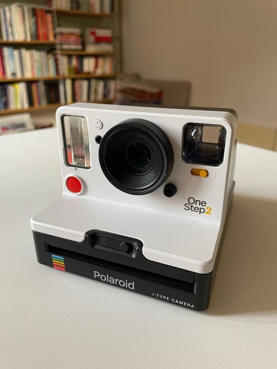 Polaroid One Step 2 I-Type Camera White | Kaufen auf Ricardo