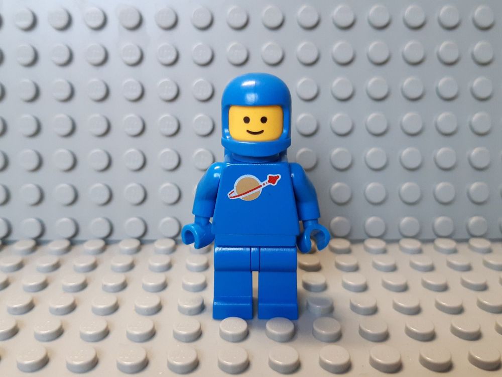 LEGO Classic Space Minifigur - blau / blue - sp004 (17) | Kaufen auf ...