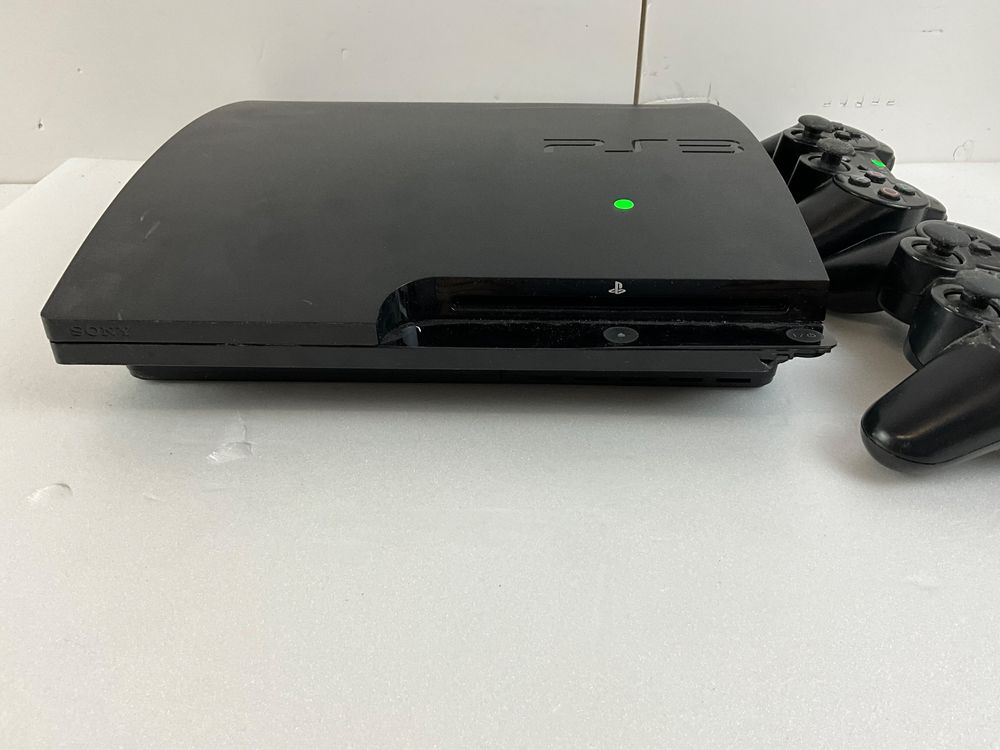 Sony PS3 Gen 2 Konsole mit 2 Kontroller funktioniert alles | Kaufen auf ...