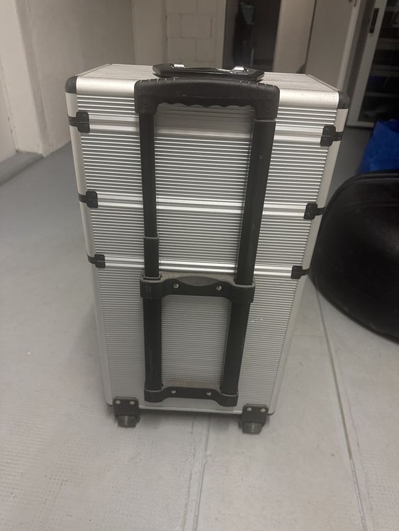 Aluminium Trolley Suitcase with extendable handle (Gebraucht) in ...