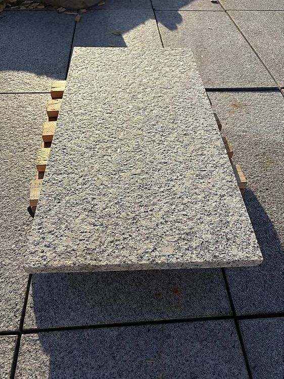 16 Granitplatten 60x30x2cm (Gebraucht) in Appenzell für CHF 80 – nur ...