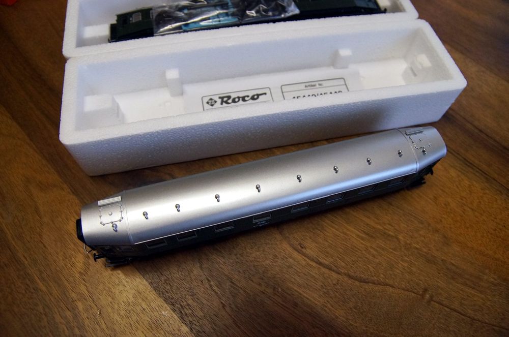 ROCO 45440/45442 - ÖBB Personenwagen-Set (3 Wagen) HO OVP (Gebraucht ...