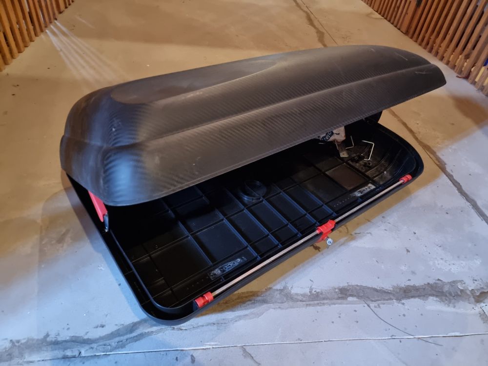 AUTO Dachbox, gebraucht aber tip top Zustand, mit Montagekit | Kaufen ...