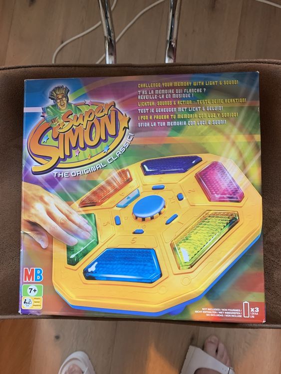 "Simon Says", vintage Spiel (MB Spiele) (Gebraucht) in Günsberg für CHF 20 – mit Lieferung auf ...