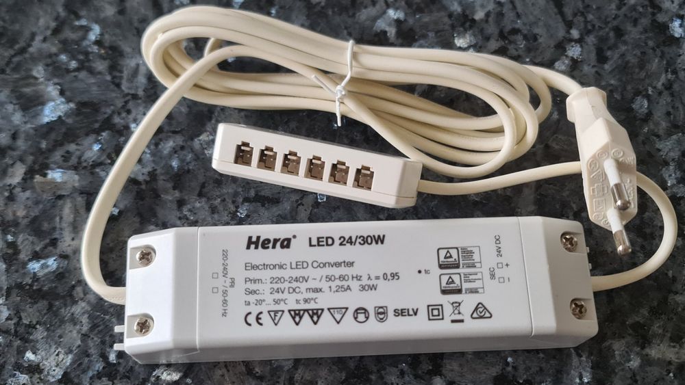 Hera Trafo LED 24/ 30W dimmbar DC 24V Netzteil | Kaufen auf Ricardo