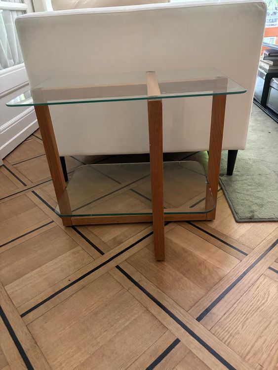 Brutus Side table glass and oak (Gebraucht) in Genève für CHF 150 – nur ...