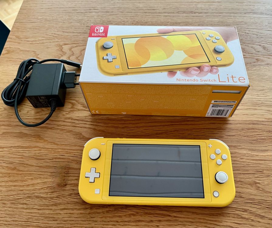 Nintendo Switch Lite inkl. OVP (Gebraucht) in Châtillon JU für CHF 129 ...