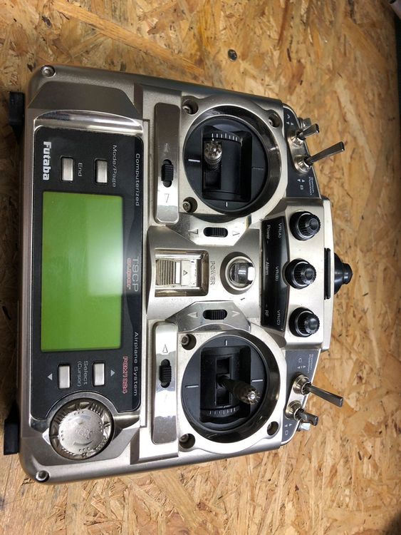 Sender Futaba FF9 T9CP Super 2.4 GHz | Kaufen auf Ricardo
