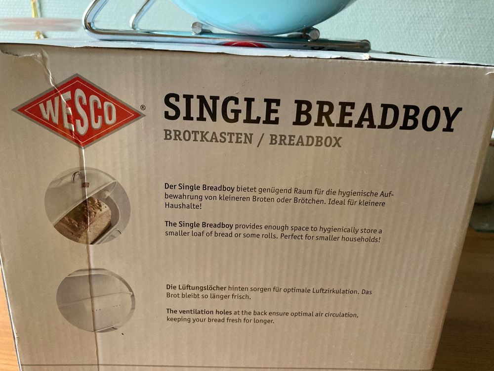 mint/hellblauer Wesco Breadboy Brotkasten im Originalkarton (Neu (gemäss Beschreibung)) in ...
