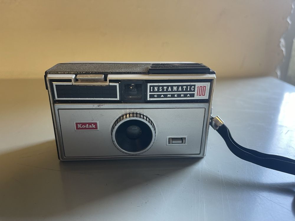 Kultige Kodak Instamatic 100 Kamera - Vintage Zustand! (Gebraucht) in ...