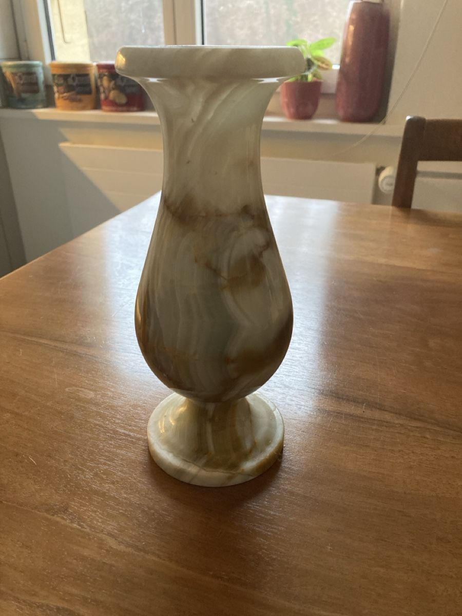 Elegante Vintage Vase aus Alabaster-Stein - Top Zustand! (Gebraucht) in ...