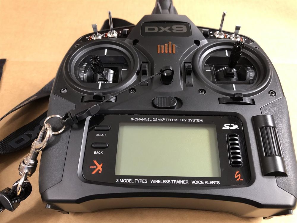 Spektrum DX9 Black Edition mit Koffer (D'occasion) à Willerzell pour ...