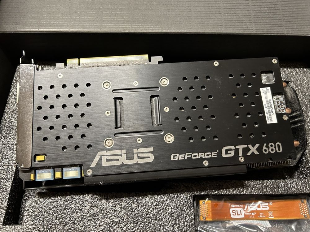 ASUS GeForce GTX 680 | Kaufen auf Ricardo