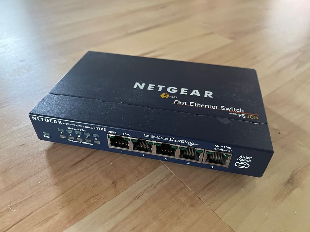 NETGEAR FS105 – 5-Port-Fast-Etherne-Unmanaged-Switch (10/100 (Gebraucht ...