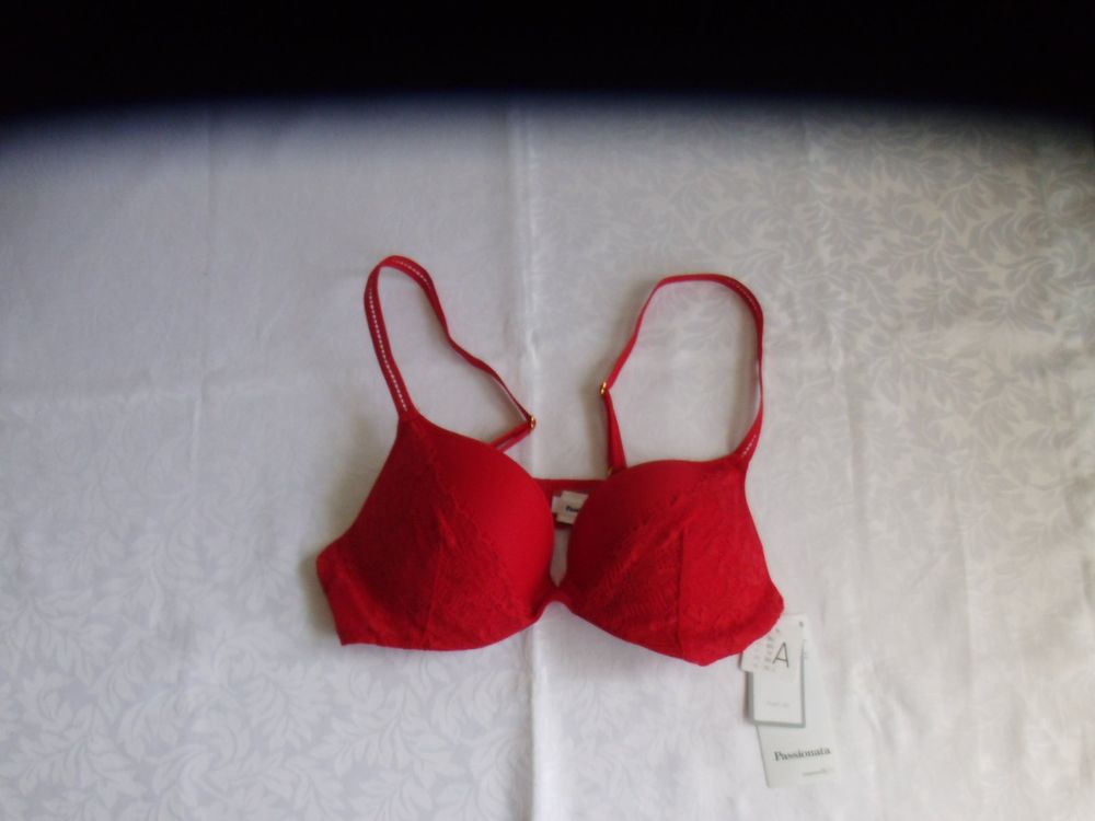 BH Push-up NEU rot 80 A von Passionata (Neu (gemäss Beschreibung)) in Walenstadt für CHF 10 ...