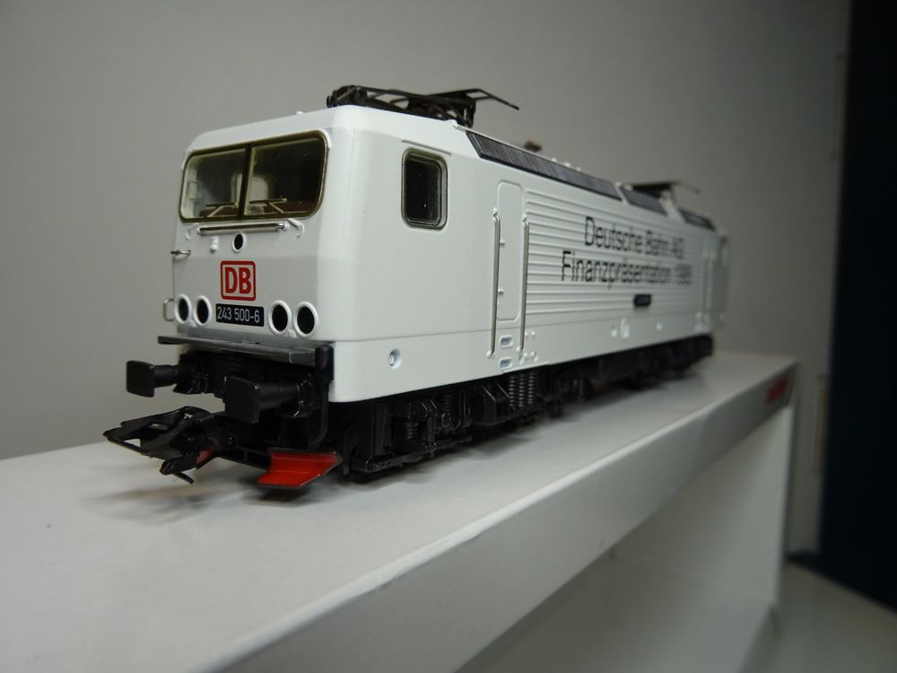 Märklin DB Finanzpräsentation 1995 E-Lok der DB AG, BR 243 (Neu (gemäss ...