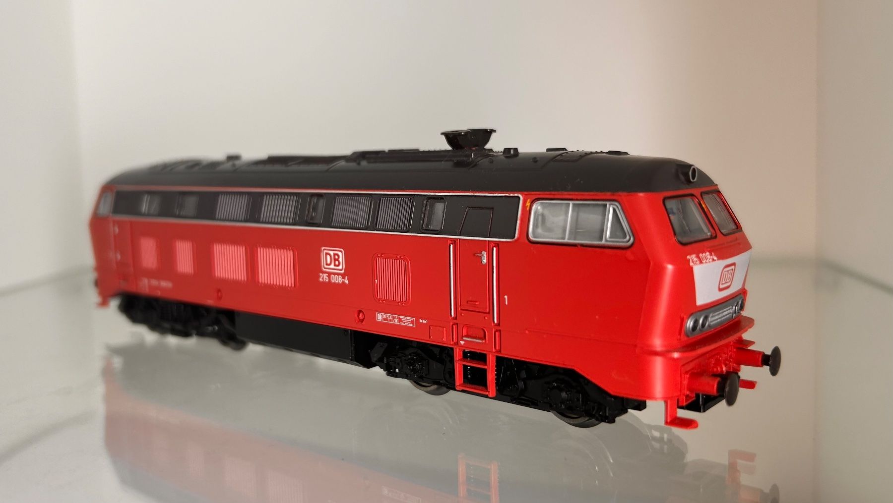 Roco DB BR 215 008-4 orientot AC digital in OVP (Gebraucht) in Zürich ...