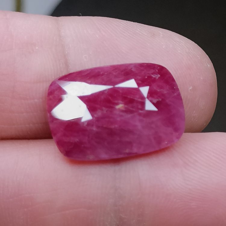 26.56 Karat RUBIN RUBY unbehandelt , opak, top rot (Neu (gemäss ...