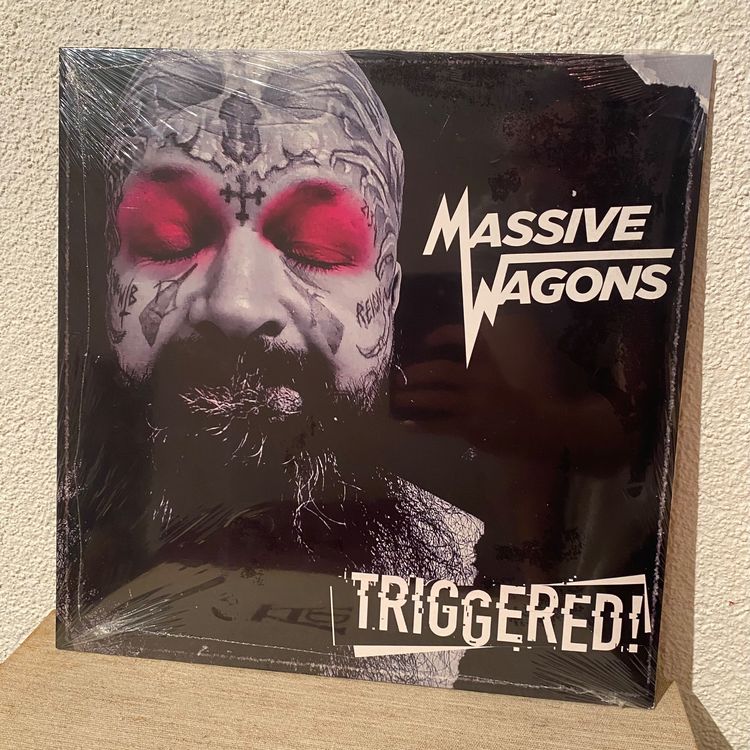 Massive Wagons Triggered Pink Vinyl Limited To 300 Kaufen Auf