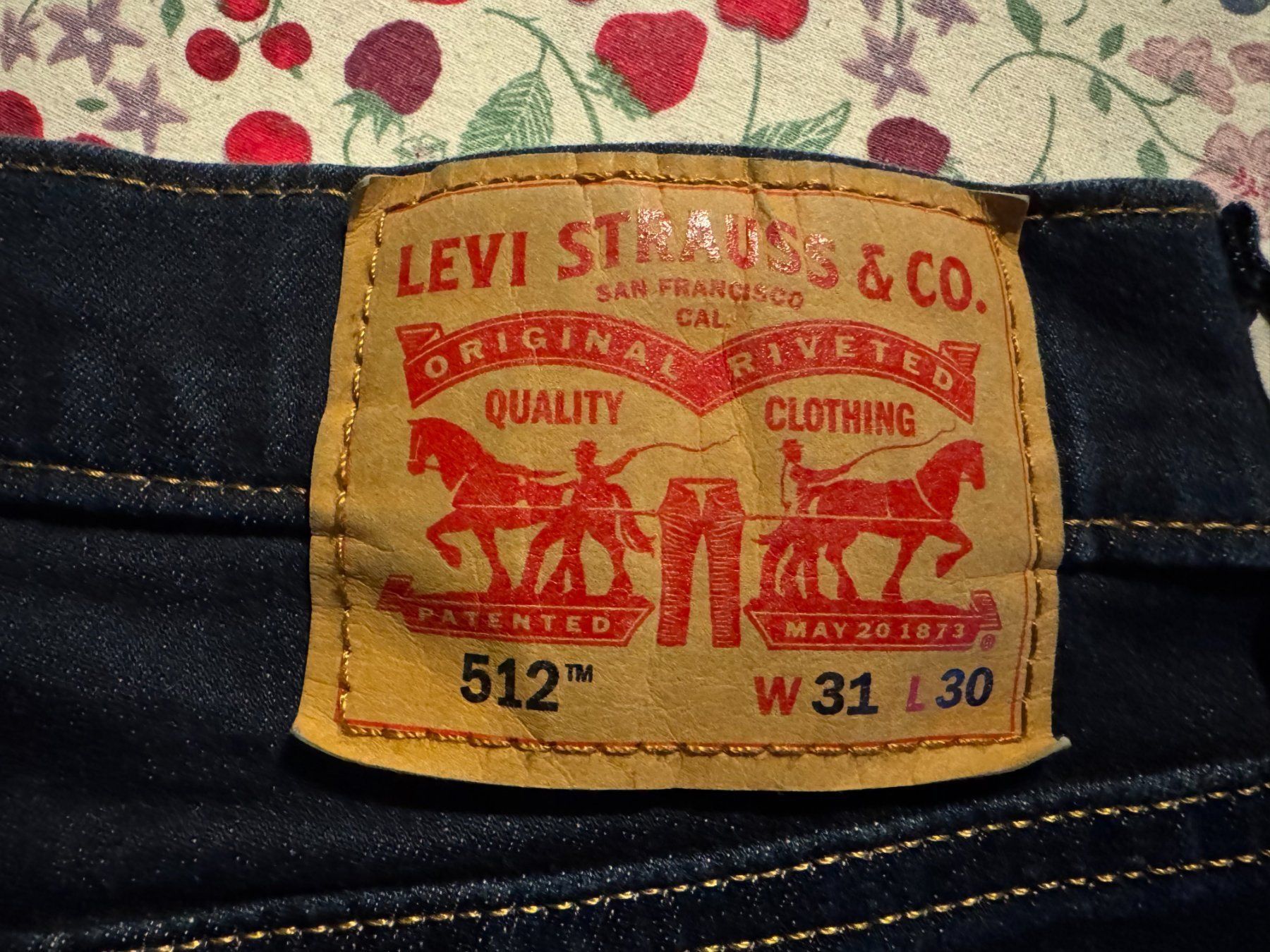 NEUF LEVI'S 512 slim tappered W31 L30 (NEUF) (Neuf avec emballage d ...