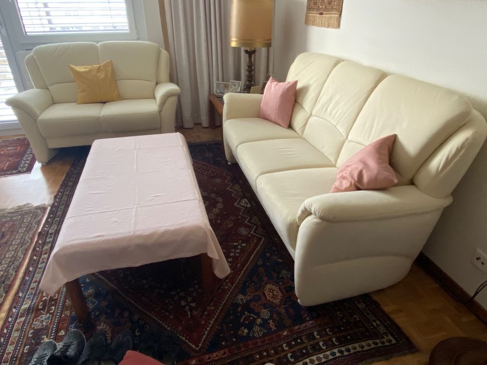 Postergruppe Alcantara 2er&3er Sofa (Gebraucht) in Buchs ZH für CHF 50 – nur Abholung auf ...