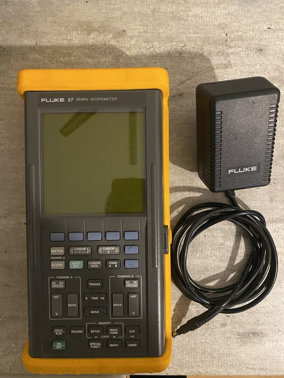 Fluke PM 97 50MHz Scopemeter (D'occasion) à le landeron pour CHF 300 ...