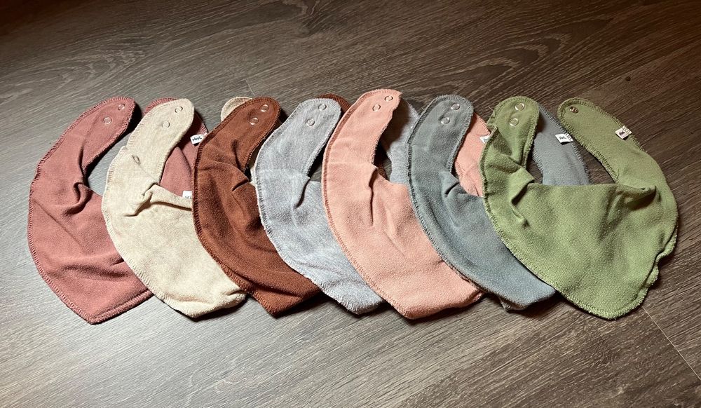 Lätzchen Pipi 7 Stk. (Gebraucht) in Gattikon für CHF 16 – mit Lieferung auf Ricardo kaufen