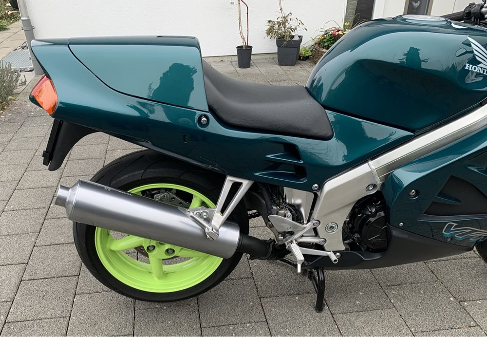 Honda VFR 750 RC36 II | Kaufen auf Ricardo
