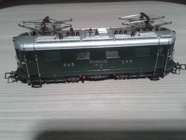 Märklin H0 RET 800 SBB 427 Re 4/4 (Gebraucht) in Arbedo für CHF 150 – mit Lieferung auf Ricardo ...