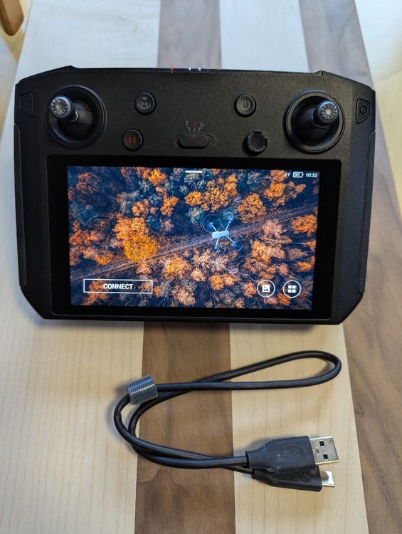 DJI Smart Controller RM500 (Gebraucht) in Amden für CHF 250 – mit Lieferung auf Ricardo kaufen