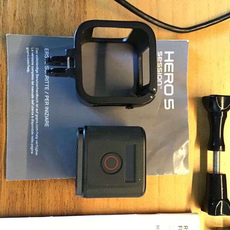 Go Pro Hero Session 5 + Remo Fernbedienung mit Zubehör | Kaufen auf Ricardo