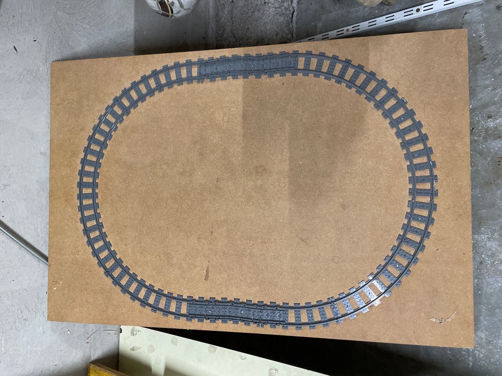 Brett mit Lego schienen | Kaufen auf Ricardo