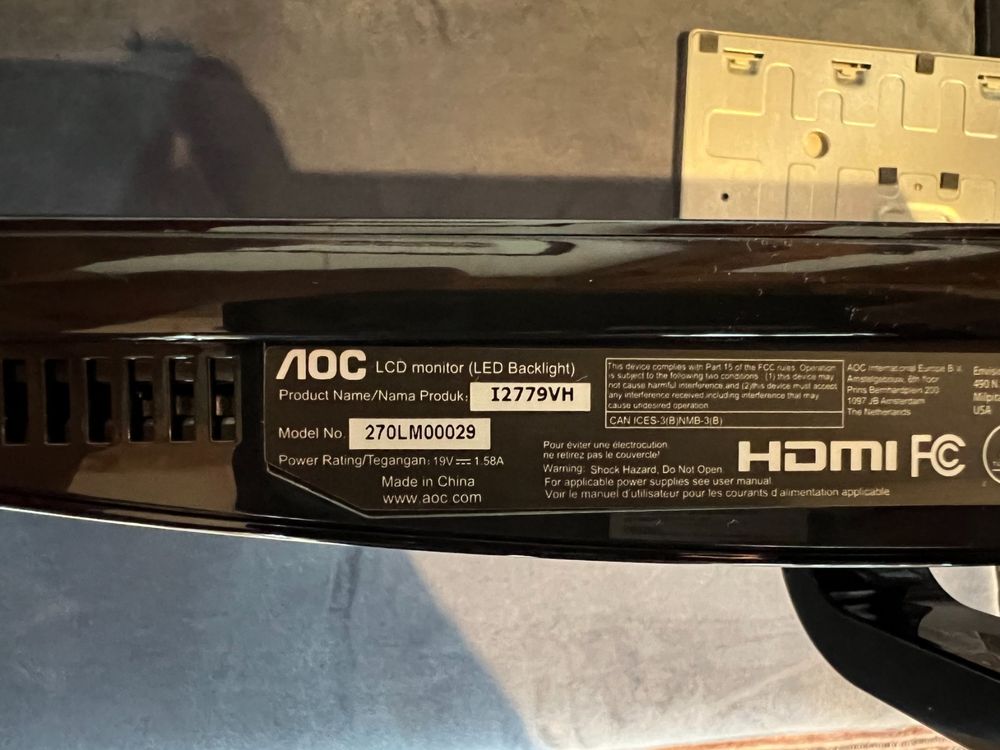 AOC 270LM00029 27" IPS LCD Monitor (Gebraucht) in Zug für CHF 55 – nur ...