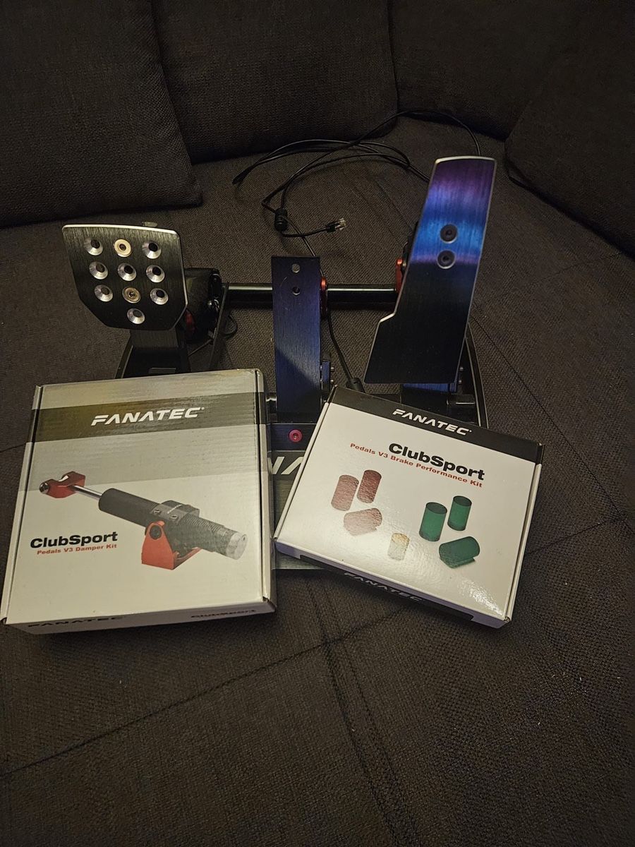 Fanatec ClubSport Pedals V3 + Brake Performance Kit + Damper (Neu ...