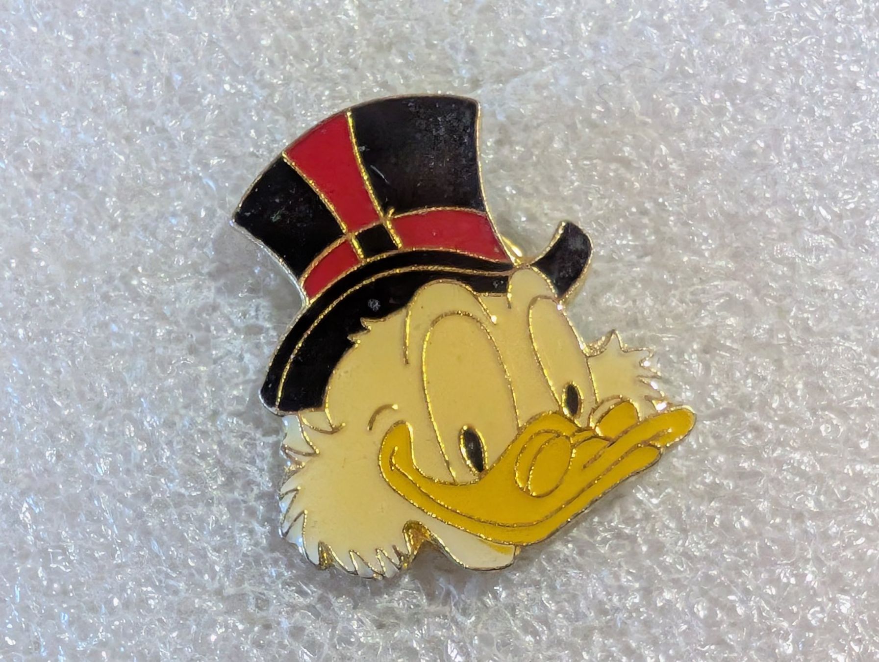 Ansteckpin 187: Disney Dagobert Duck (Gebraucht) in Oppligen für CHF 1 ...