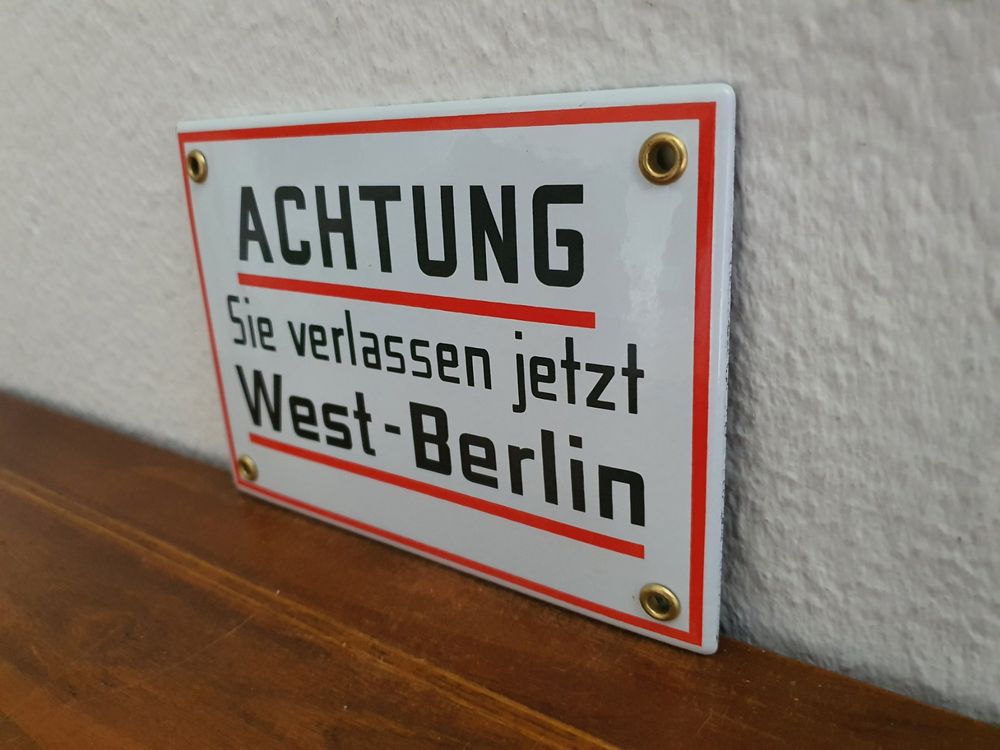 Emailschild Achtung West Berlin Logo Emaille Schild Vorsicht | Kaufen auf Ricardo