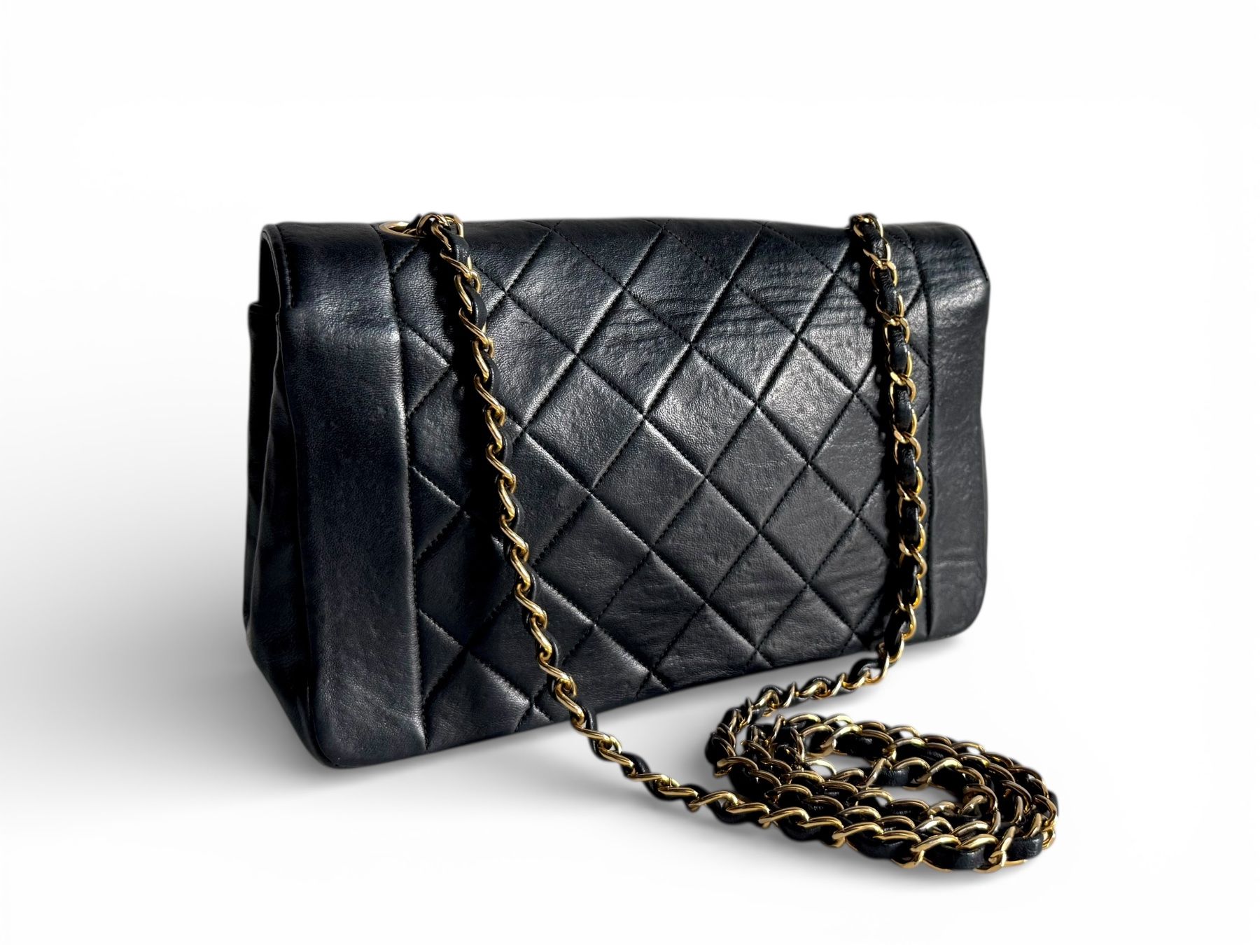 CHANEL Diana Lambskin Quilted Medium Single Flap Tasche (Gebraucht) in ...