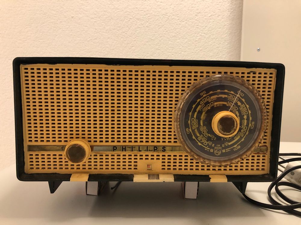 PHILIPS Röhrenradio - LW / MW / FM (Gebraucht) in Urtenen-Schönbühl für ...