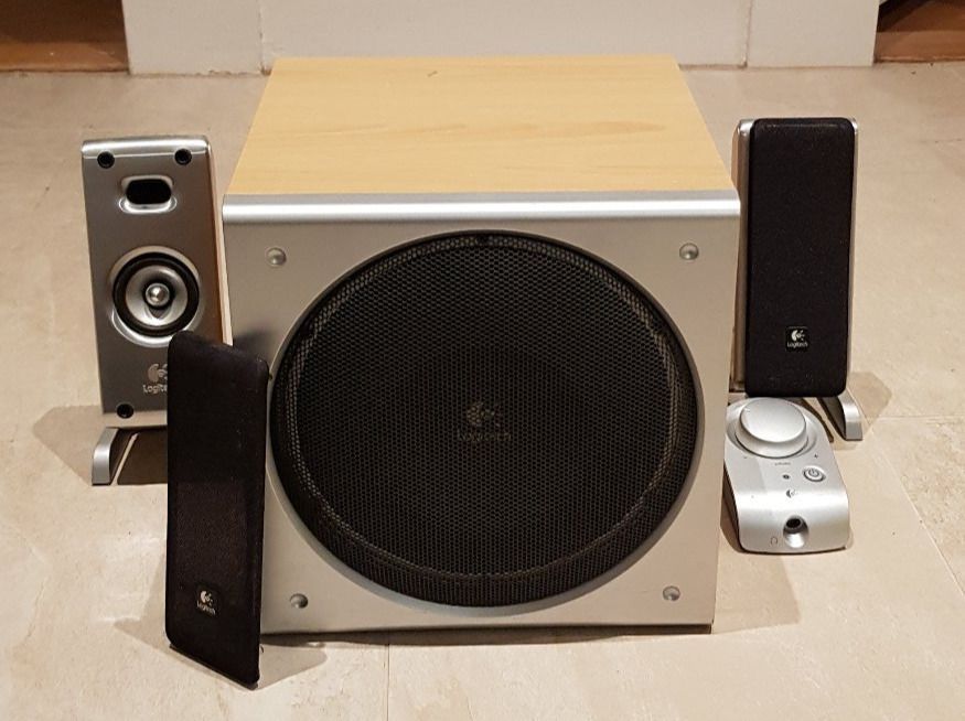 Haut-parleurs Logitech Z3 (Gebraucht) in Cheseaux-Lausanne für CHF 15 ...