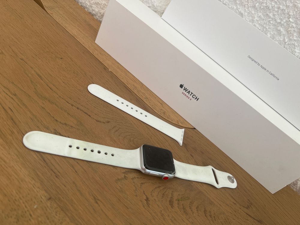 Apple Watch Series 3 (Defekt) in Seewis Dorf für CHF 16 – mit Lieferung ...