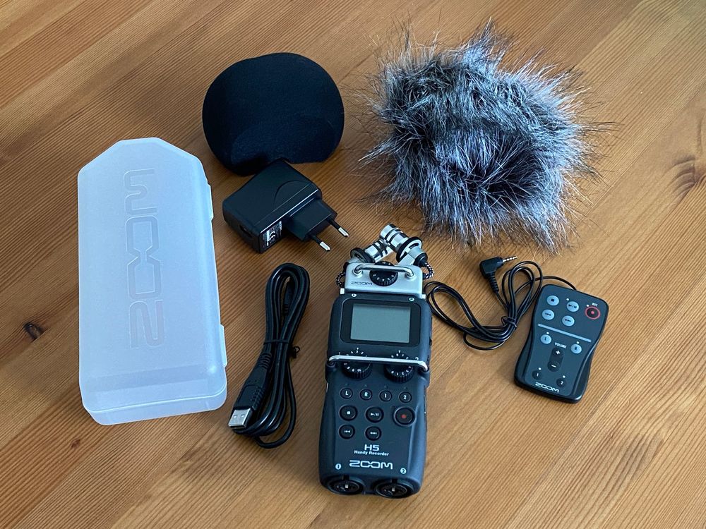 ZOOM H5 4-Kanal Audio Recorder mit austauschbarem Mic-System (Gebraucht ...