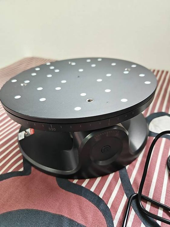 Revopoint Dual Axis Turntable (Gebraucht) in Berg TG für CHF 67 – mit ...