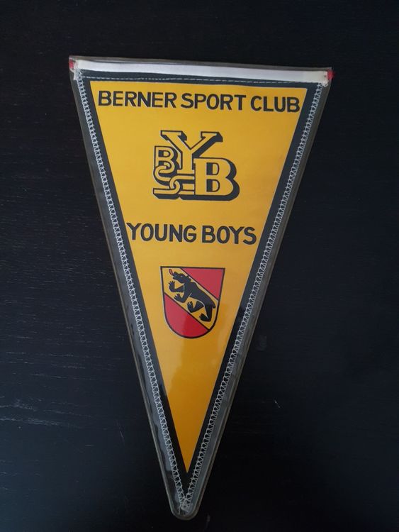 alter BSC YB Wimpel 70ger / 80ger - 27 cm Jahre, Bern (Gebraucht) in Meilen für CHF 15 – mit ...
