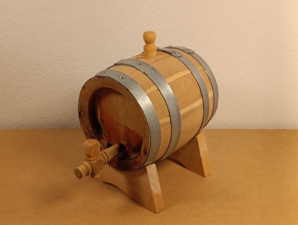 Wachholder-Holz Fass (Gebraucht) in Zürich für CHF 30 – mit Lieferung ...