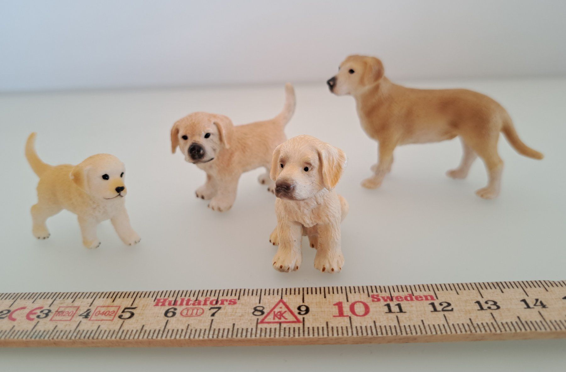 Schleich Hunde Labrador Welpen, 4 Stk. Top Zustand! (Gebraucht) in ...
