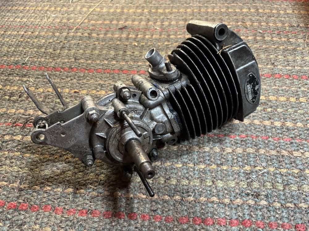 Mofa Mobylette Motobecane AV7 DCL Motor (Gebraucht) in Latterbach für ...