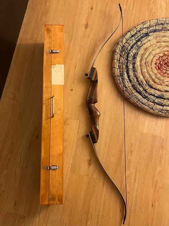 Bogen Recurve 55lbs Hunting Take Down Silencer Mike Sarnitz (Gebraucht) in Nänikon für CHF 175 ...